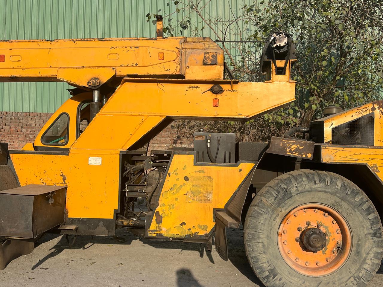 ESCORTS TRX 1651 CRANE Model 2013, Condition: used, Make: ESCORTS, Type ...